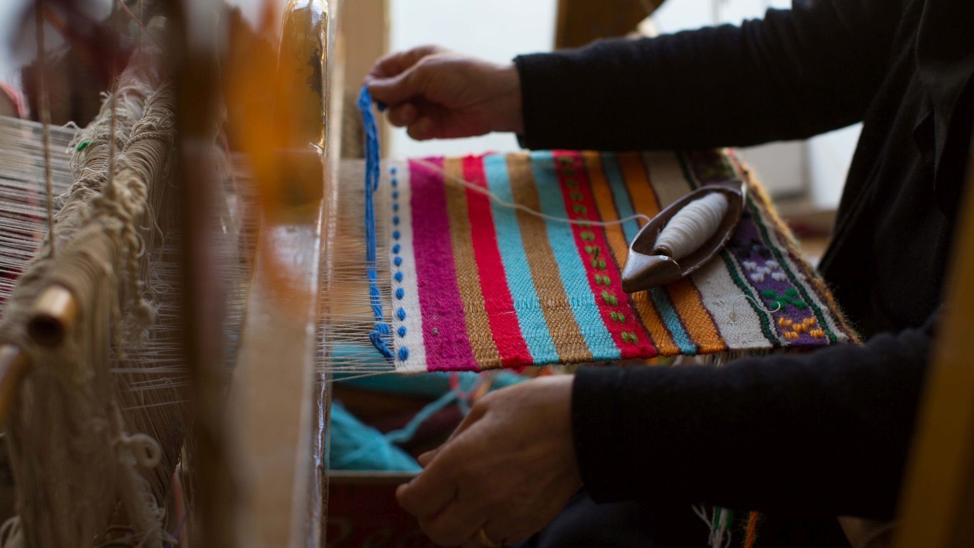 Textile Art in Crete: A Woman's Craft with a Long History - Blog ...